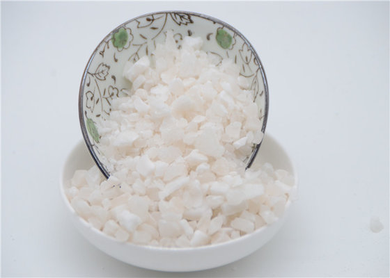 색깔 및 맛을 통제하는 물에 있는 Al2O3 16% 알루미늄 황산염