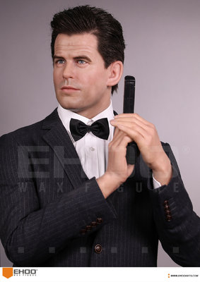 Excellent Quality Wax Figures of Famous Film 007 Factory Customized