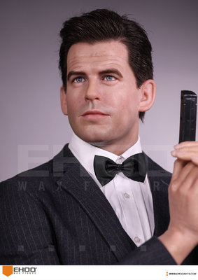 Excellent Quality Wax Figures of Famous Film 007 Factory Customized