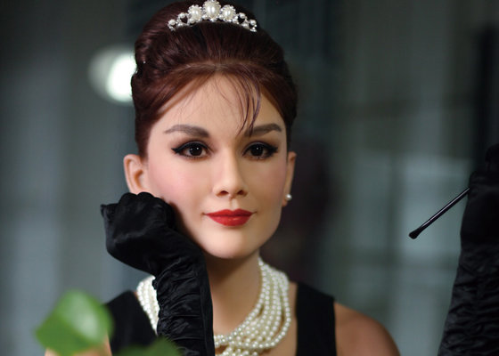 Custom Made Audrey Hepburn Wax Figure Famous Wax Statues Nature color