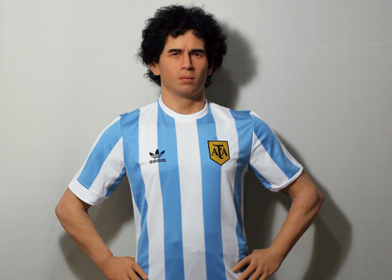 Life Size Sports Star Wax Figure of Maradona handmade realistic waxen figure