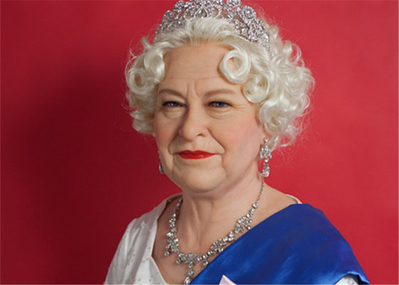 England Realistic Wax Figures Of Elizabeth II , Custom Made Wax Figurines