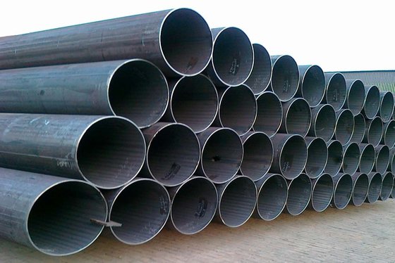 508mm 609.6mm Steel Pipe Welded Steel Pipe Varnish Painted For Fluid Transportation