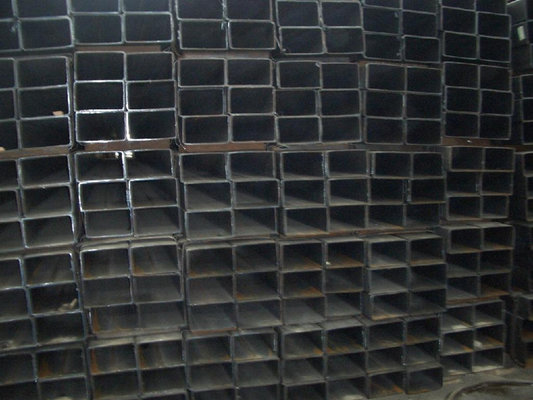 Black Oiled Painting Galvanized Steel Pipe Electric Resistance / Mid Carbon Pipes