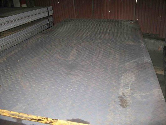 SS400, Q235B, S235JR Hot Rolled Steel Coils / Checkered Steel Plate, 2000mm -12000mm Long