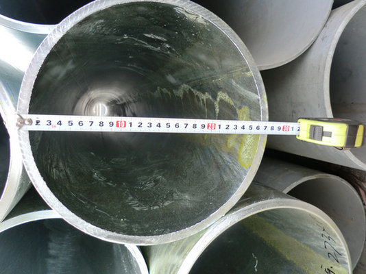 Blue-colored Band Welded Galvanized Steel Pipes With Threading and Couplings