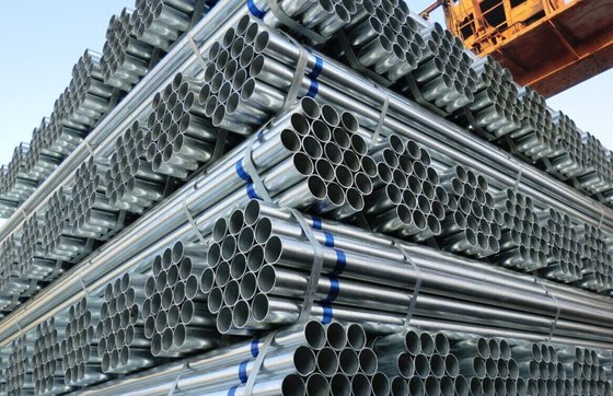 Blue-colored Band Welded Galvanized Steel Pipes With Threading and Couplings