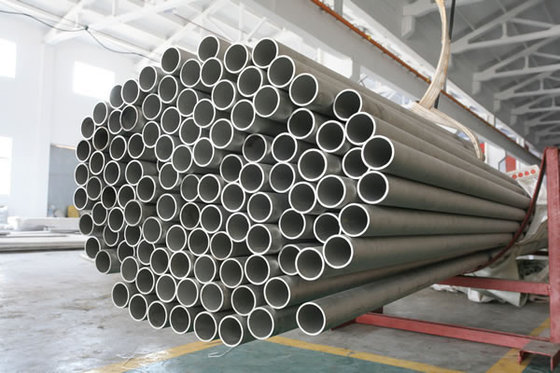 Painted Oiled ASTM API  Seamless Carbon Steel Pipe , 21.3-1220mm large diameter steel pipe