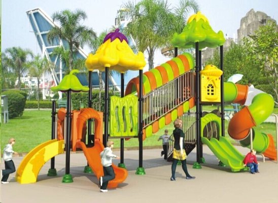 High qulity Galvanized steel pipe kids outdoor playground equipment plastic slide
