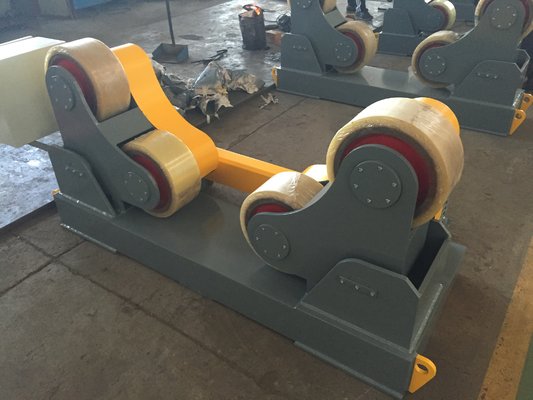 10 Draaiende de Broodjesaandrijving van de tonpijp door 1.5KW-Motormacht met 300mm×120mm Rubberwielen