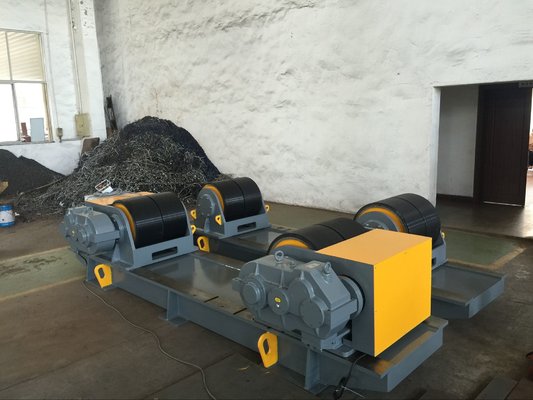 Dual PU Wheel Welding Pipe Turning Rolls / Conventional Welding Rotator Loading 200T Pressure Vessel