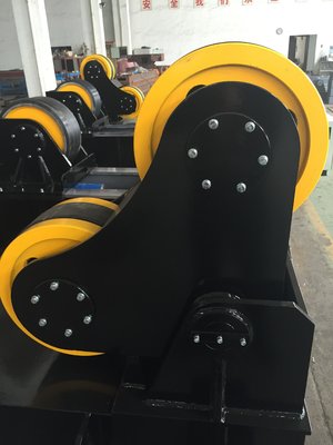 Custom 80T Self Aligned Pipe Rollers For Welding Vessel Diameter 850mm - 5000mm