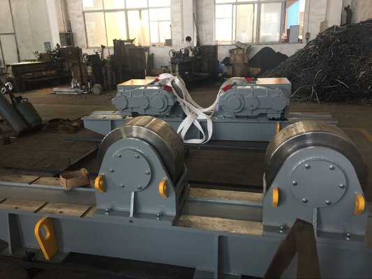 Double Drive Matel Wheel Pipe Turning Rollers , Conventional Tank Roller 150T Capacity
