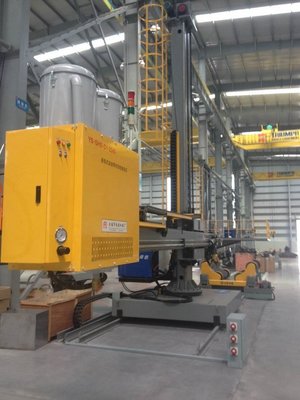 Stationary Revolve Welding Manipulator With 200kg Top Loading , 3m Effective Horizontal Stroke