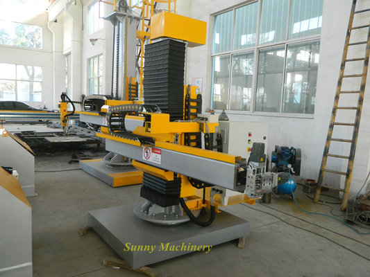 Pipe Tank Welding Column Boom 5000mm Vertical Stroke Motorized Rotation
