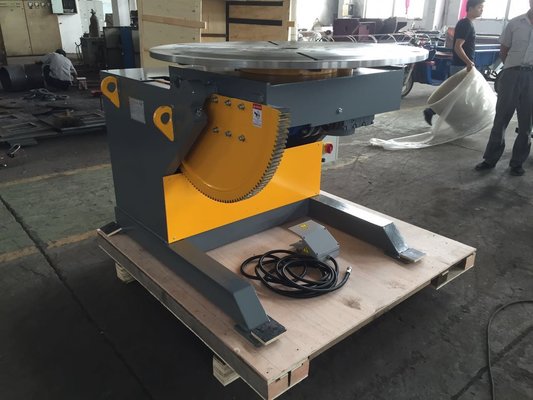 3kw Tilting Motor Tube Welding Positioner , Rotating Welding Table 0.14 Rpm Tilting Speed