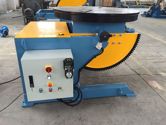 3 Jaws Pipe Welding Positioners , Rotary Positioner Table 0 - 120° Automatic Tilt Angle