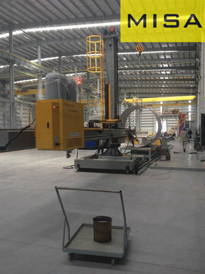 Pipe Welding Manipulator With 300kg Top Loading 5m Horizontal Stroke