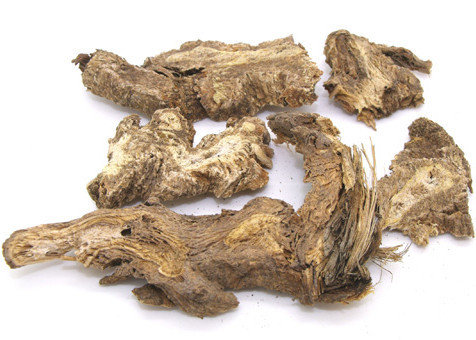 Dried raw herb material slices