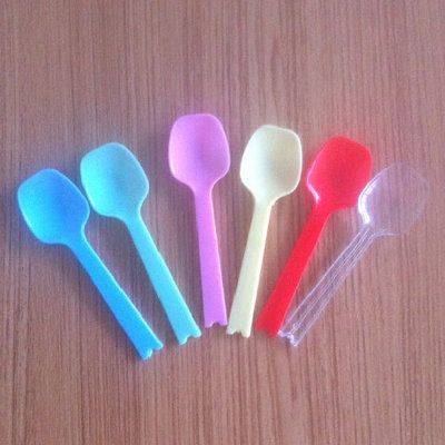 plastic spoon，plastic tableware，disposable spoon,  plastic silver cutlery