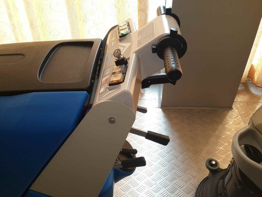 HandHeld Floor Scrubber /  Floor Cleaning Machines For Supermarket
