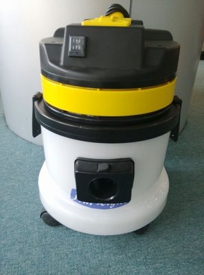 Vacuum 15Ltr Wet And Dry Vacuum Cleaner IndustriaI 1000W Plastic Tank