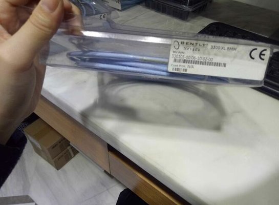 Bently 990-04-70-01-00  Bently Proximity 330180-91-05 Bently Probe 330400-01-CN