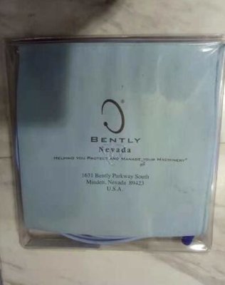 Bentley Vibration Sensor 330104-06-15-10-02-00 Bentley Extension Cable 330130-040-01-00 Bentley Vibration Transmitter