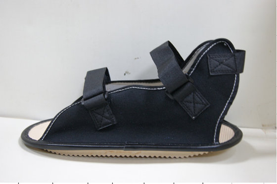 China Kids Post-Op Shoe Flexible Sole Pediatric Cast Shoes #5812152 supplier