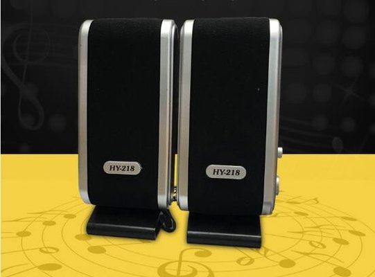 3W * 2 USB2.0 Power 3.5mm Wireless Bookshelf Speakers With Ear Jack / Microphone
