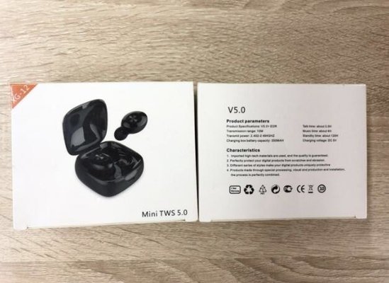 Portable 5.0 TWS Bluetooth Earphone Hands Free With Mic / 350mah Charging Box