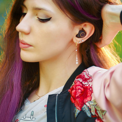 Touch Control Wireless Bluetooth Earpiece Wavefun XPods 3 HIFI AptX IPX7 Long Lifespan