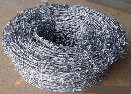 Green Power Coated High Tensile Barbed Wire Reverse Twist , Normal Twist