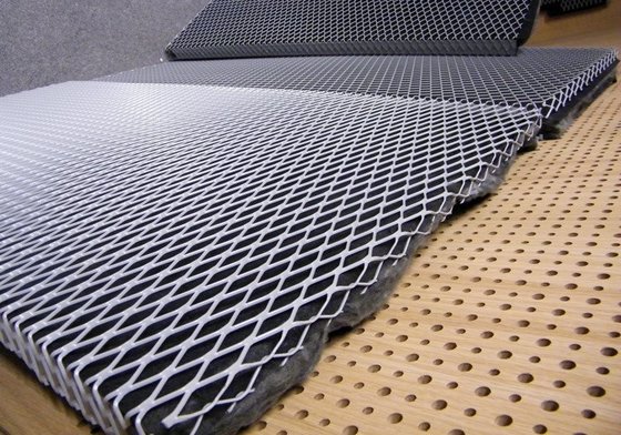 304 Stainless Steel Type Expanded Metal Mesh Micro Hole With 9 Gauge Thickness