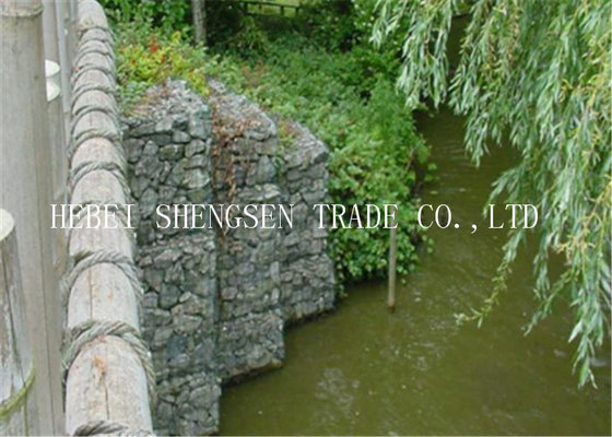 4 * 1 * 1 Gabion Wire Mesh Galvanized Double Twist Hexagonal For Garden