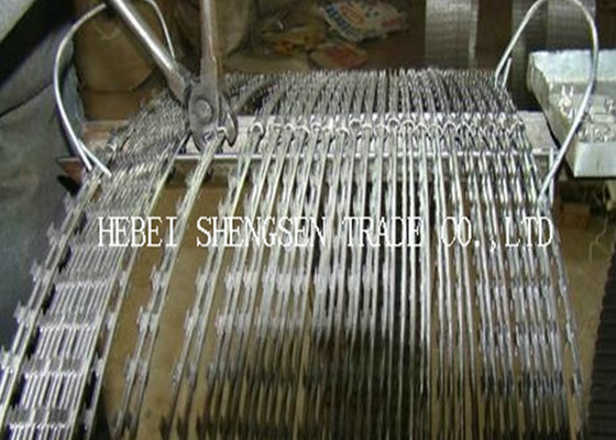 Hot Dipped Galvanized Concertina Razor Barbed Wire Cross Razor 0.45mm - 0.65mm