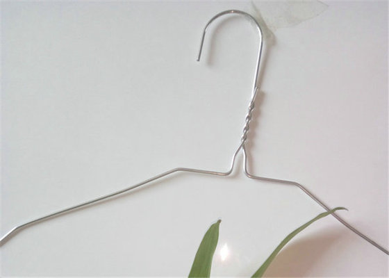 1.8mm Inspiring Strong Metal Shirt Hangers High Temperature Resistance For Laundry