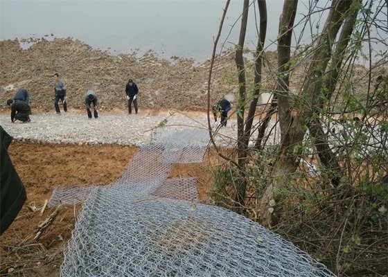 Gabion Baskets / Gabion Retaining Wall Low - Carbon Iron Wire Material