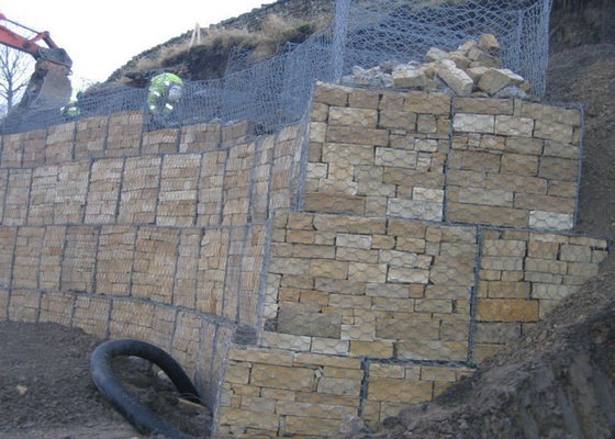 Hexagonal Mesh Gabion Box Low Carbon Iron Wire Material High Tensile Strength