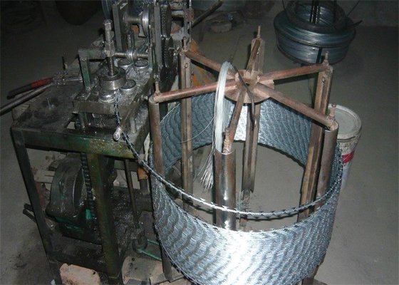 Concertina Razor Barbed Wire , Hot Dipped Galvanized Razor Wire 2.5mm Diameter