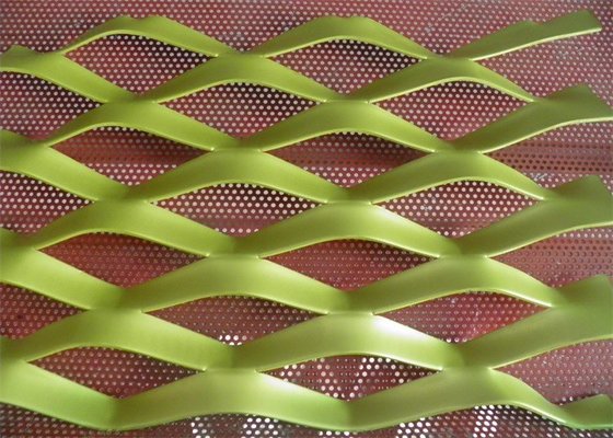 Diamond Shaped Hole Steel Expanded Metal Sheet Plastic Coated 2MM Thickness