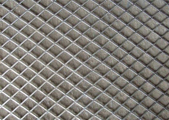 Trailer Flooring Spray Paint Mesh Small Hole Fencing Raised Expanded Metal mesh