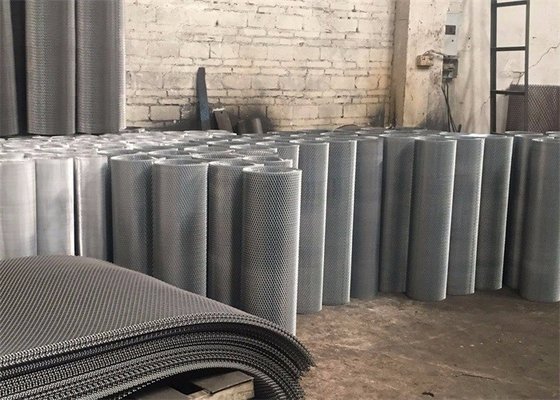 4'X8' 2mm Thickness Galvanized Expanded Metal Mesh For Chicken Cage 15x30mm Size
