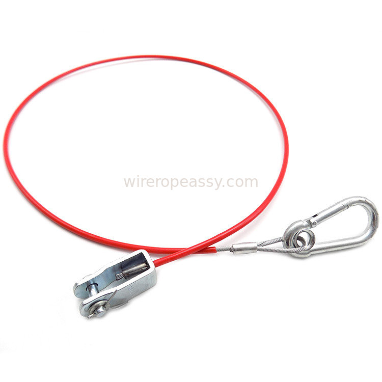 5.0mm Plastic Coated Galvanized Steel Cable With Carabiner And Black Thimble