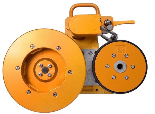 5 Wheels Stone Cutting Wire Saw Machine , Diamond Concrete Sawing Equipment