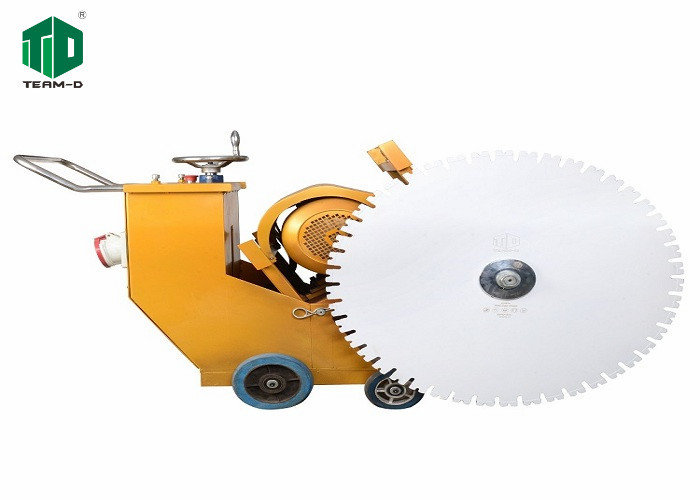 Powerful Lightweight Concrete Cutting Road Saw 1000mm Max Saw Blade With Compact Structure