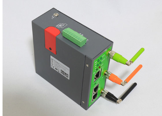 M2M senza fili router industriale HSPA + 21Mbps 3G con il porto di 2xLAN 3x Digital