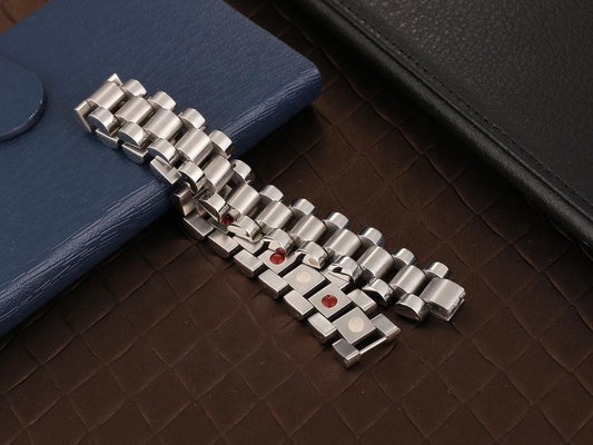 high fashion 316L stainless steel band men silver jewelry magnetic bracelet Custom logo
