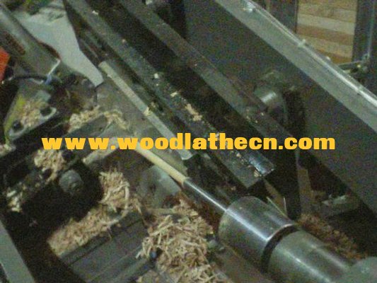 Full automatic back knife wood lathe MC2036B