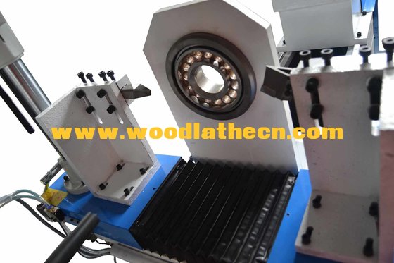 CNC wood lathe machine with engraving spindle